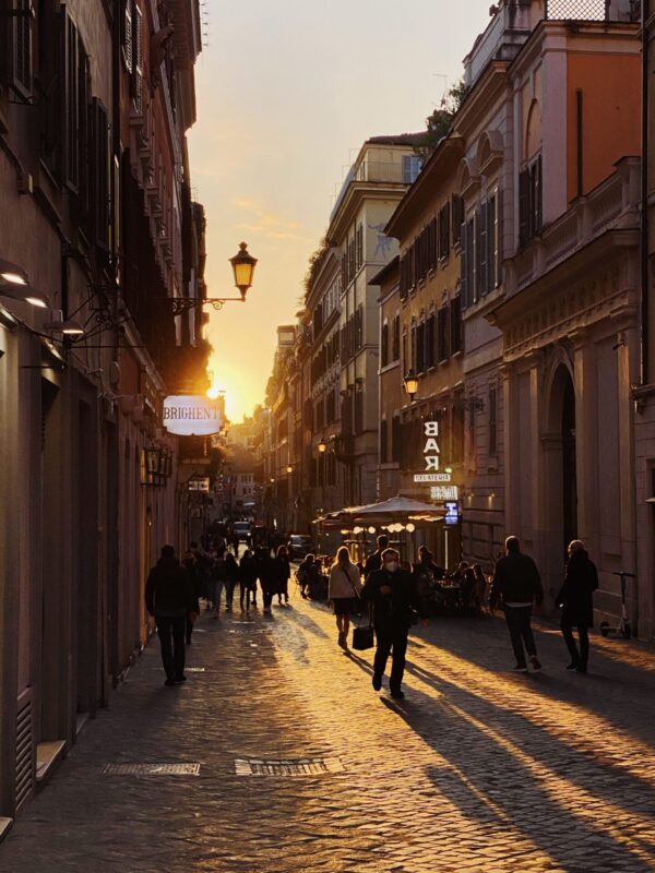 Walking: A Way of Life In Italy - Italy Segreta - Culture