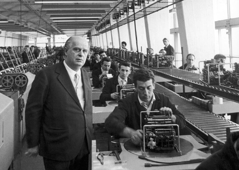 The Utopian Visions of Adriano Olivetti - Designed Ideas - Italy ...