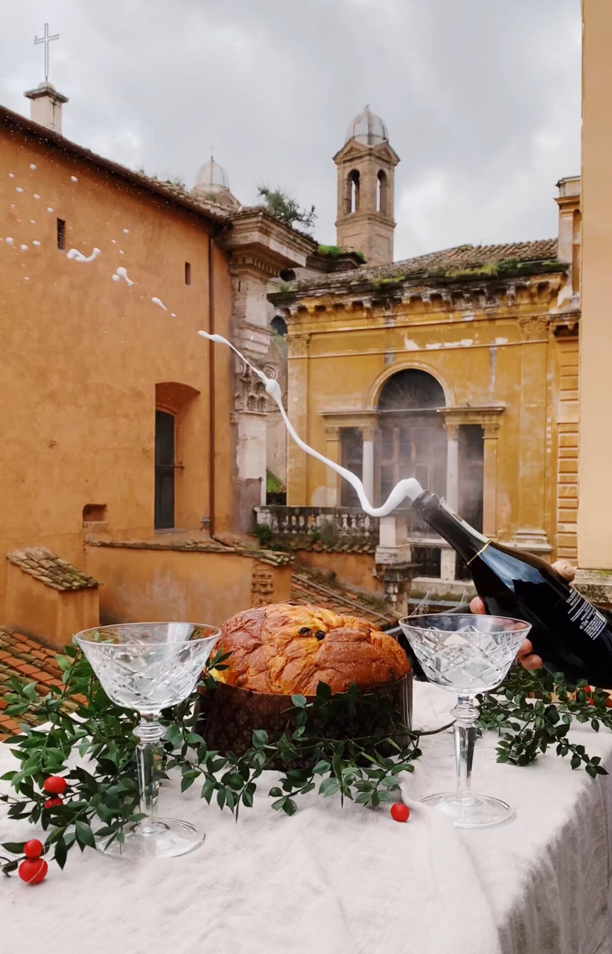 THE DECEMBER ISSUE (2021) - Italy Segreta