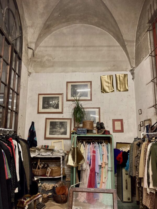 The 15 Best Vintage Stores in Florence - Italy Segreta - Culture