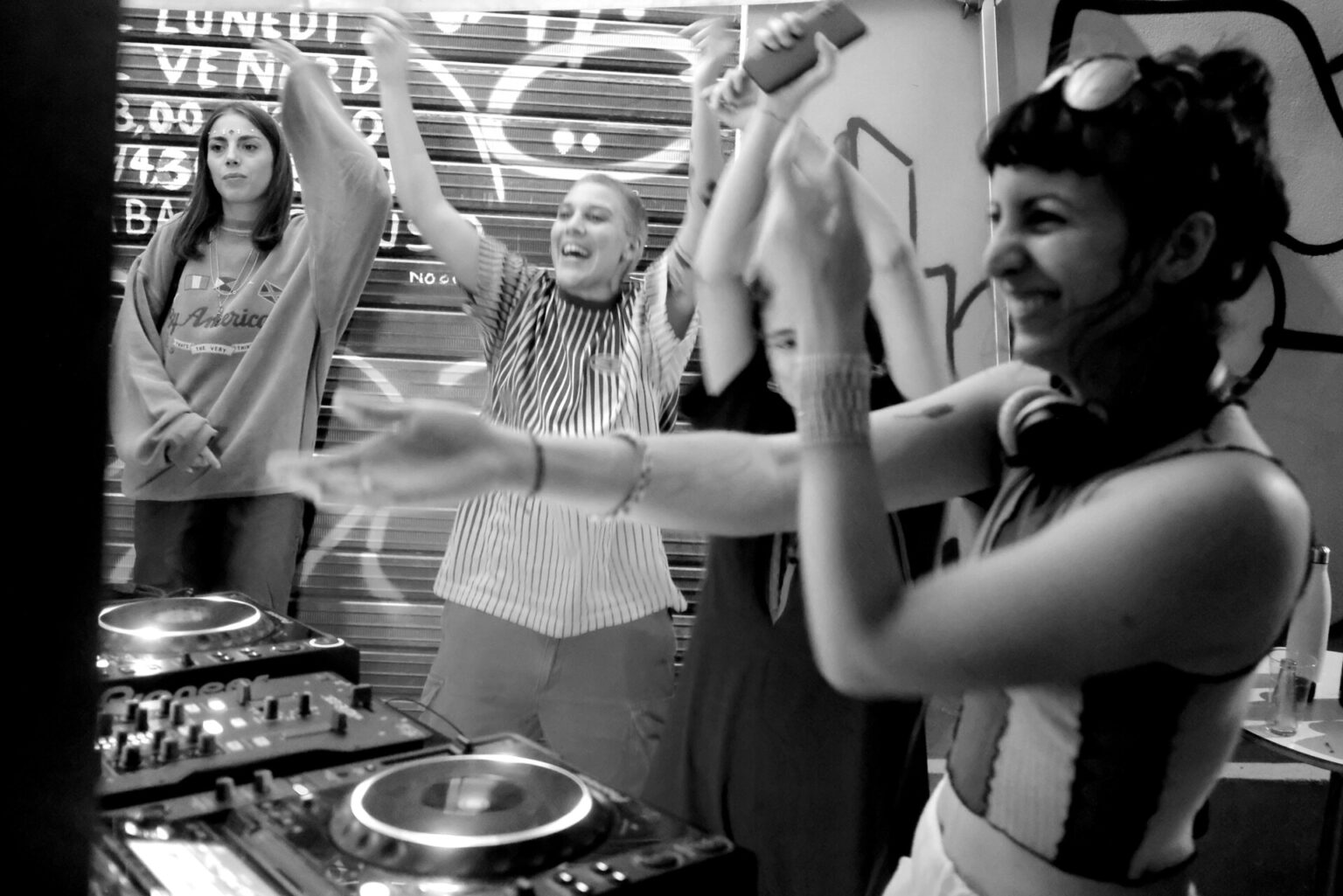 Beyond City-Center Clubs: 6 Florence-Based DJ Groups To Follow - Italy ...