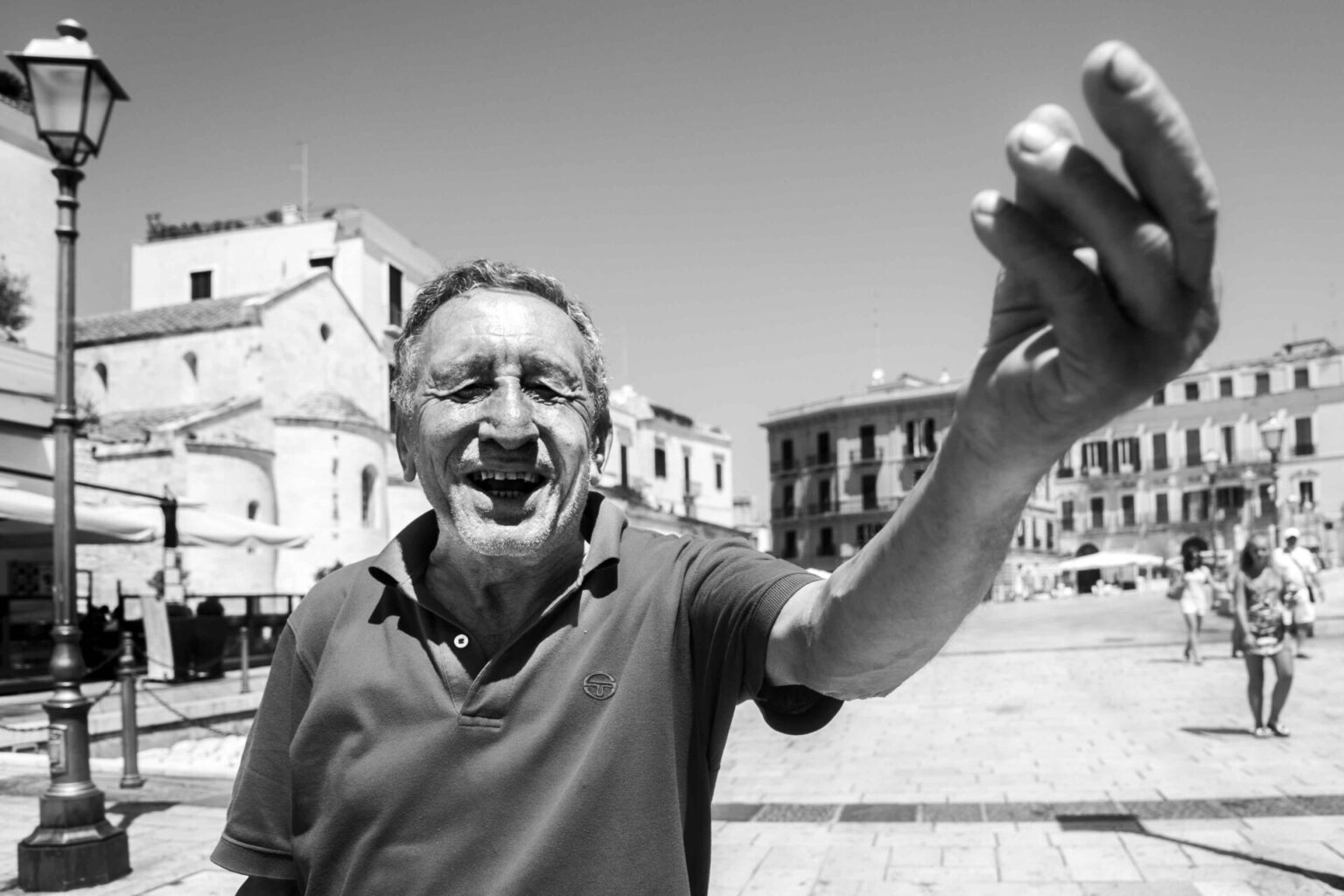 How To Speak With Your Hands - Italy Segreta - Culture