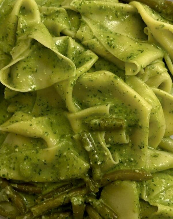 The 25 Essential Pasta Dishes to Eat in Italy, According to Italy ...